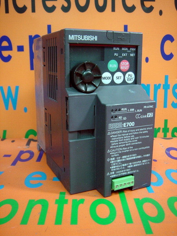 MITSUBISHI INVERTER FR-E720-0.4K - PLC DCS SERVO Control MOTOR POWER SUPPLY IPC ROBOT